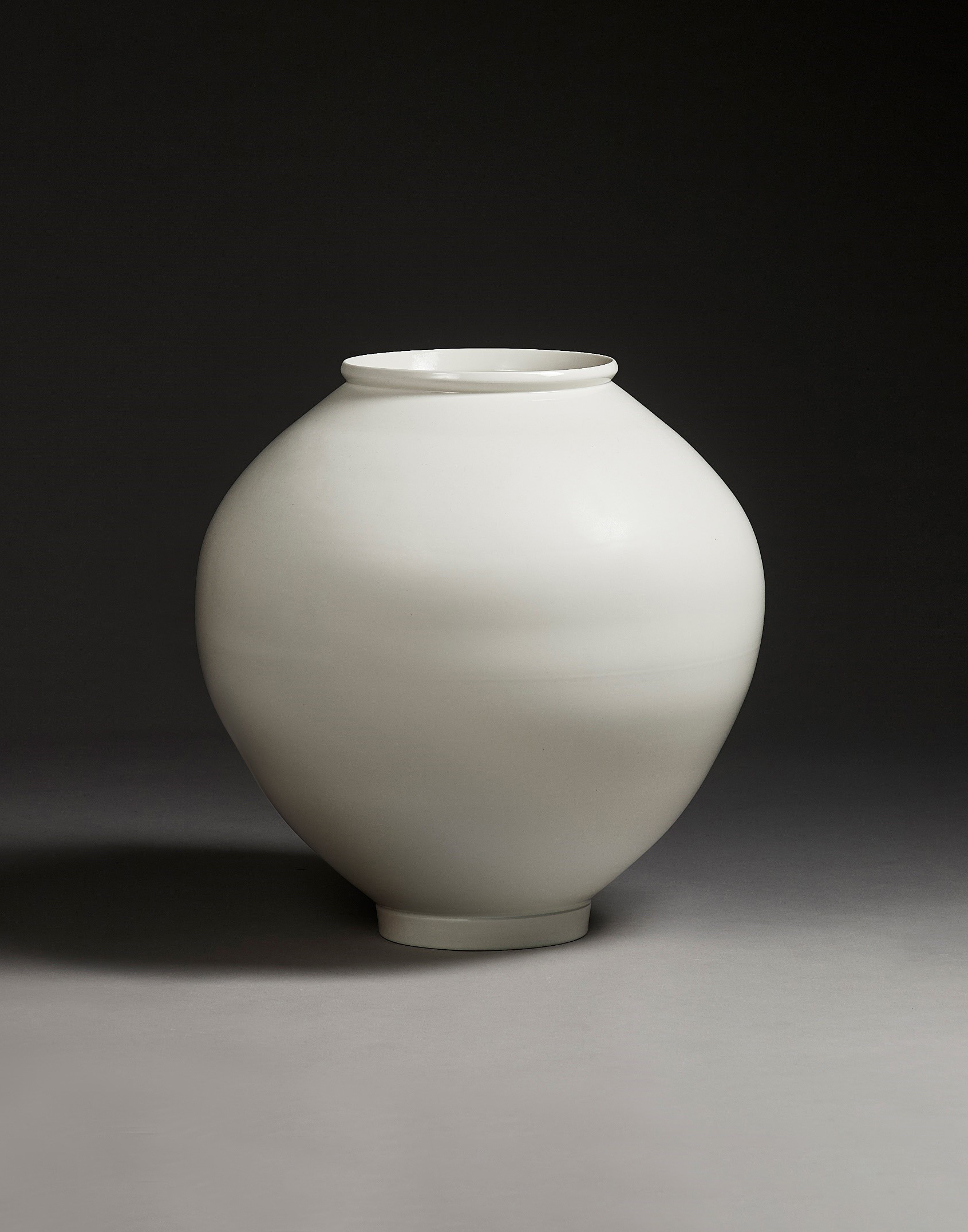 Min Soo Kang – ARTROOT