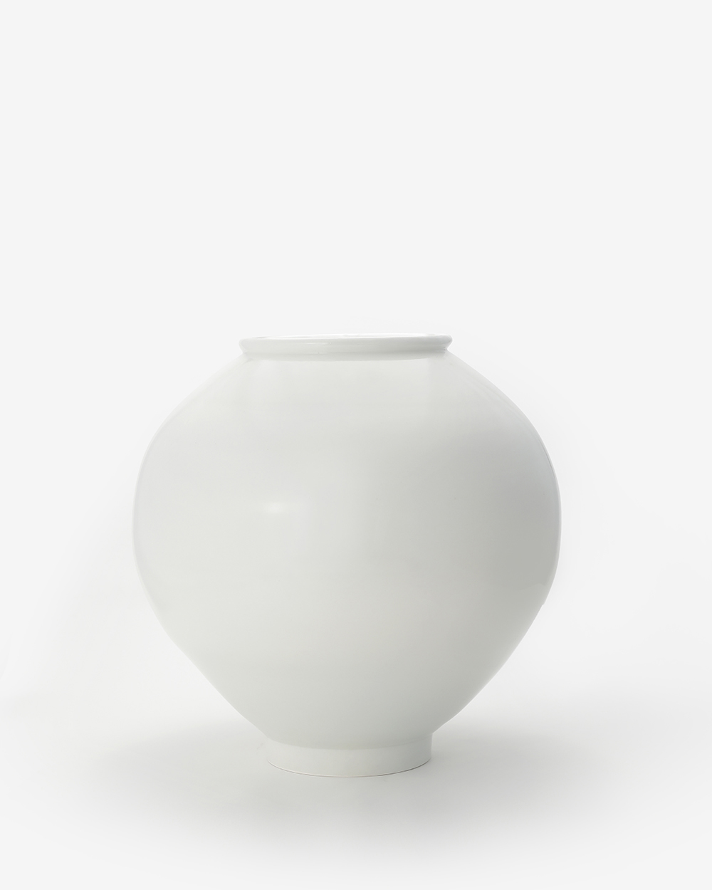 Min Soo Kang – ARTROOT